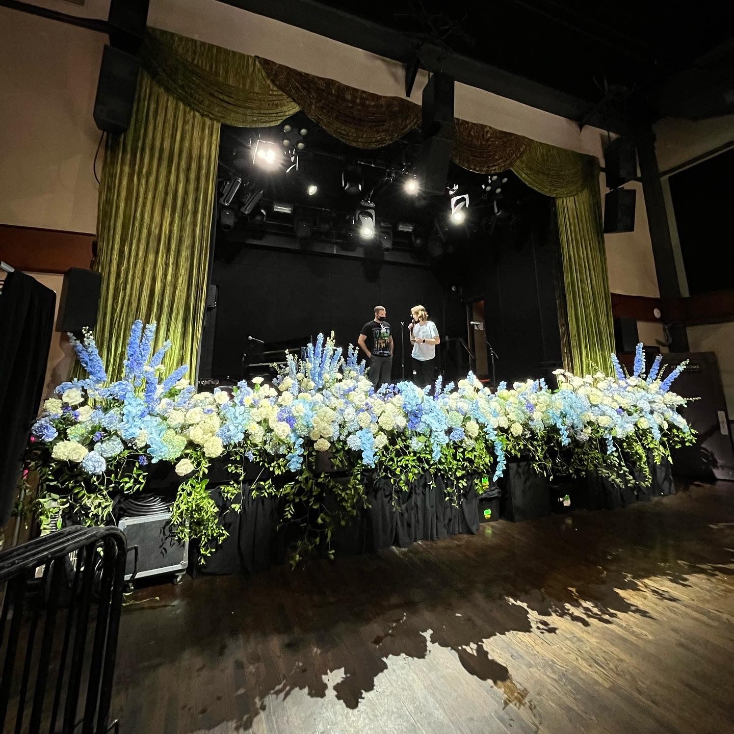 Floral Installations Gallery – Julia Testa