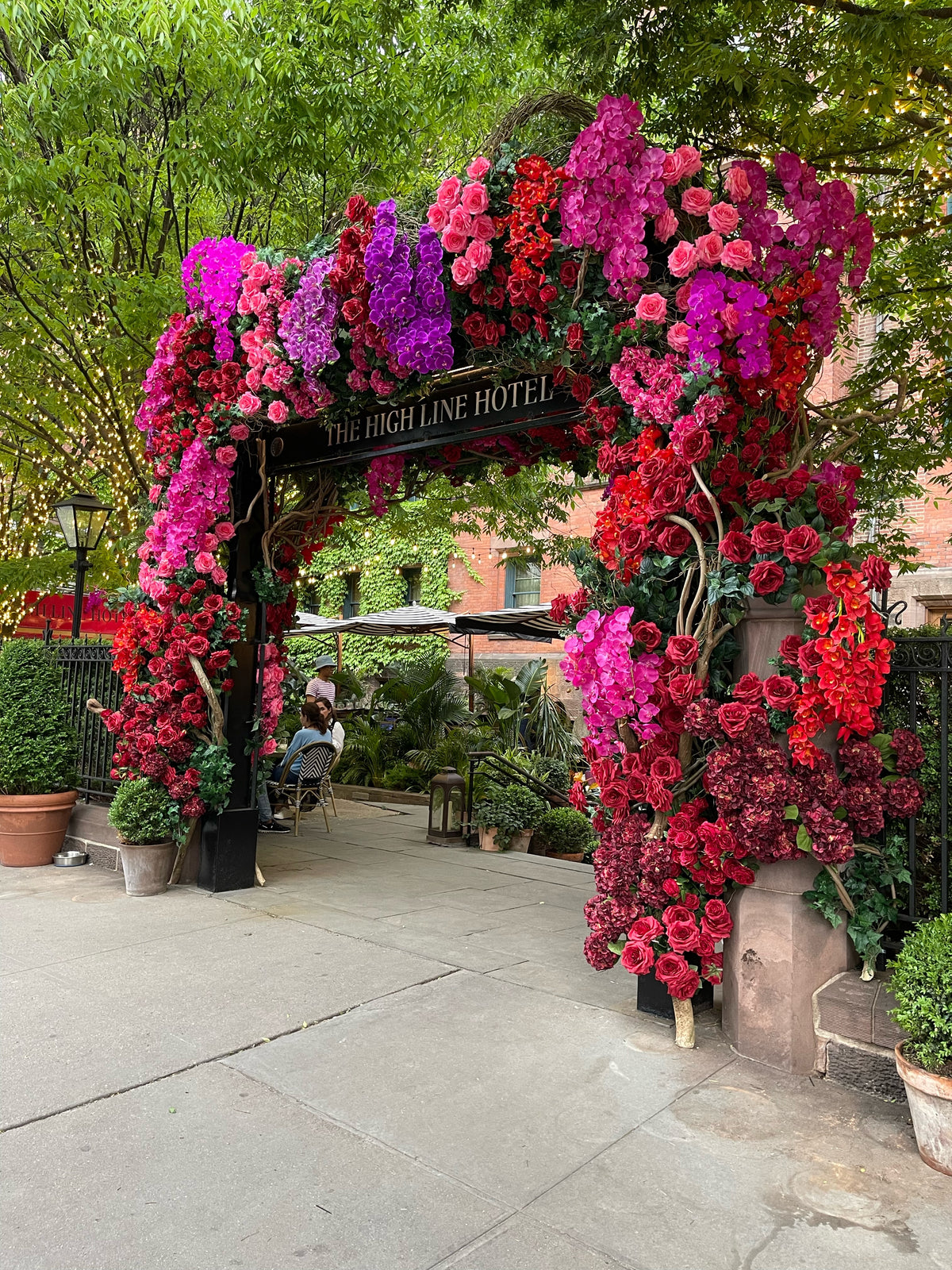 Floral Installations Gallery – Julia Testa